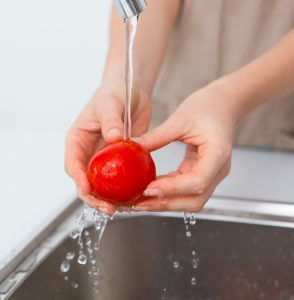 Nettoyer ses fruits et légumes en profondeur - www.helvet.fr